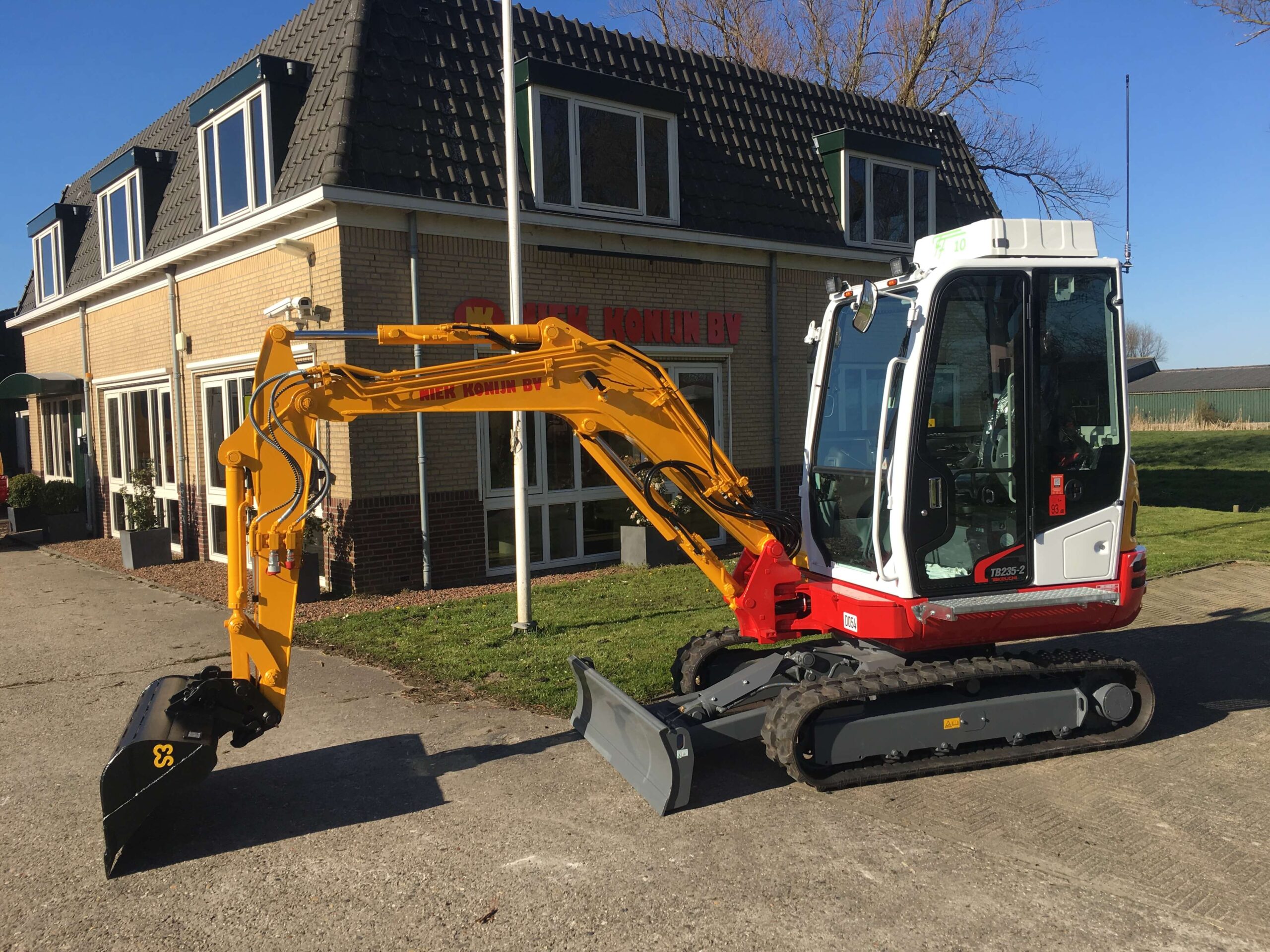 Minikraan 3.5 ton - Niek Konijn B.V.